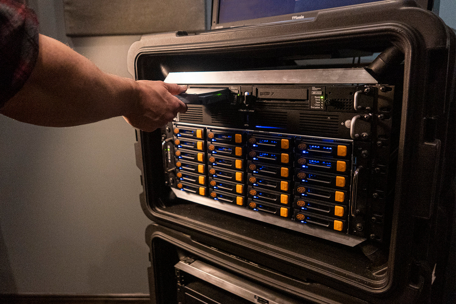 Light Iron Deploys mLogic mRack Thunderbolt LTO solutions in their Out ...